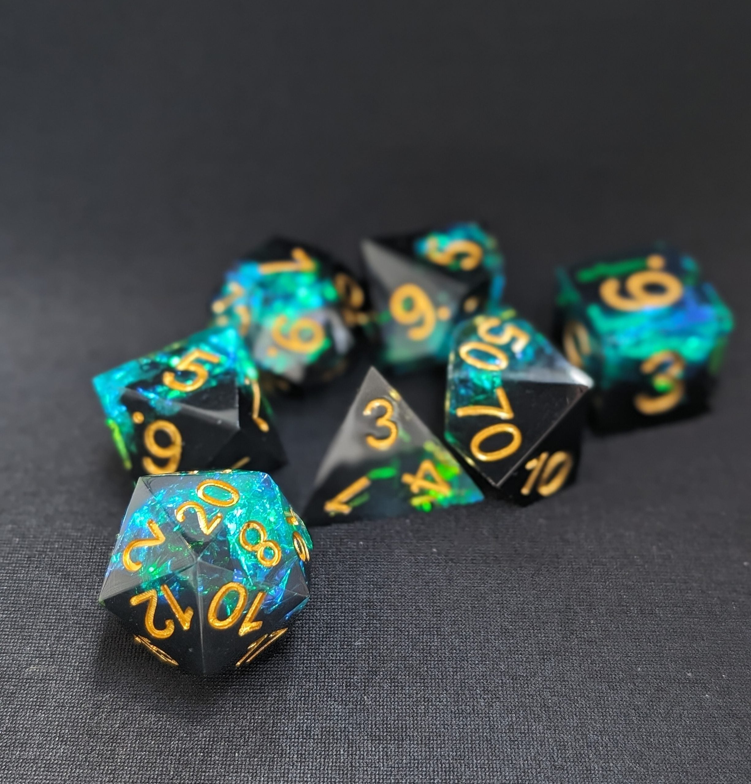 FoilForged - Emerald Obsidian – Wancelot